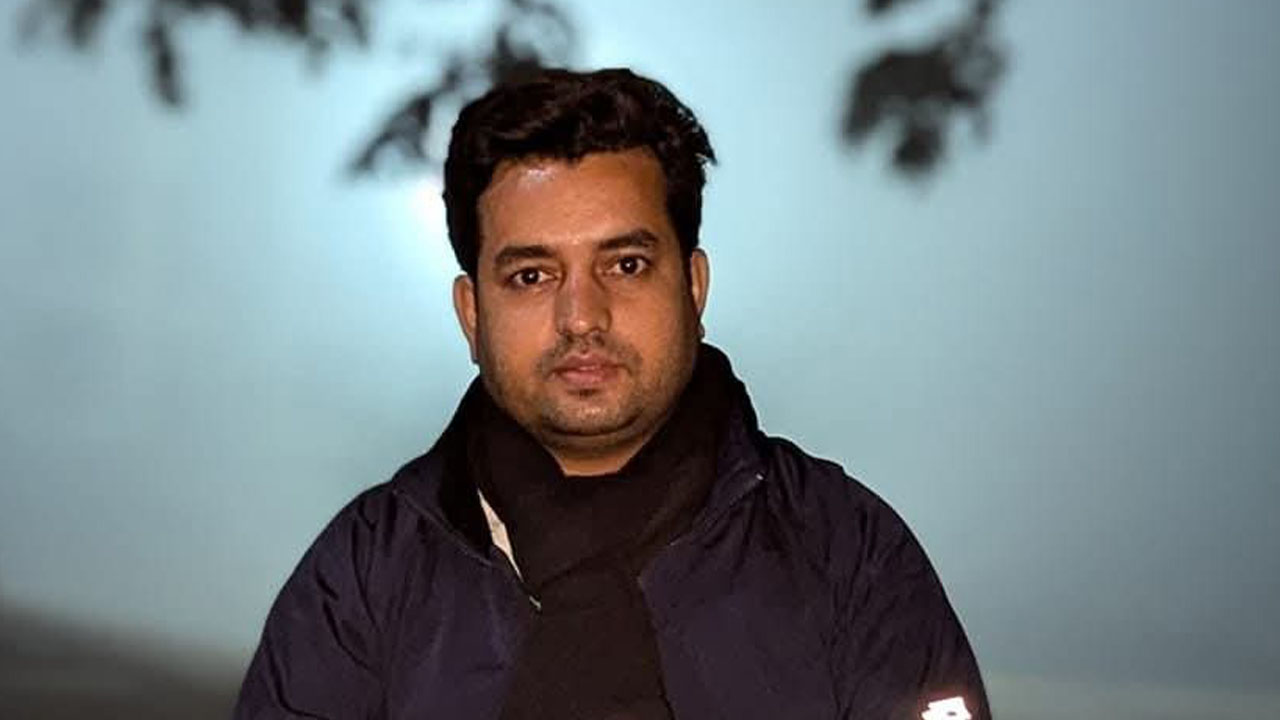 চাঁদা দাবির অভিযোগ চবি ছাত্রদল নেতার বিরুদ্ধে