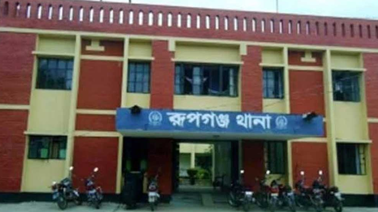 রূপগঞ্জের স্কুলে আওয়ামী লীগের সন্ত্রাসী হামলা